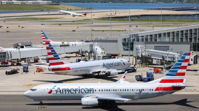 American Airlines Group Inc. (AAL) Stock Price, Quote & News - Stock ...