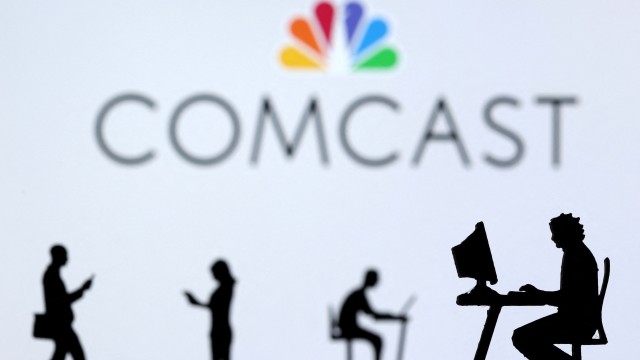 Comcast pulls Bally Sports channels, imperiling US broadcaster's ...