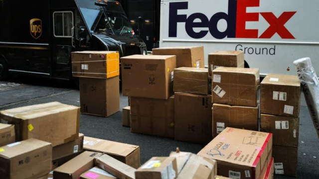 FedEx Corporation (FDX) Stock Price, Quote & News - Stock Analysis